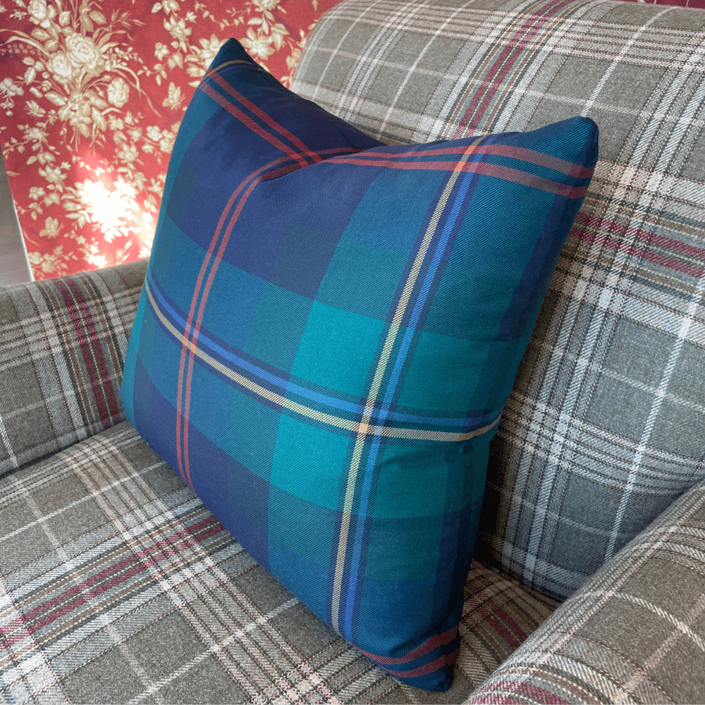 Ralph Lauren Wexford Cushion – Gaudion Furniture Ralph Lauren Wexford Cushion – Gaudion Furniture